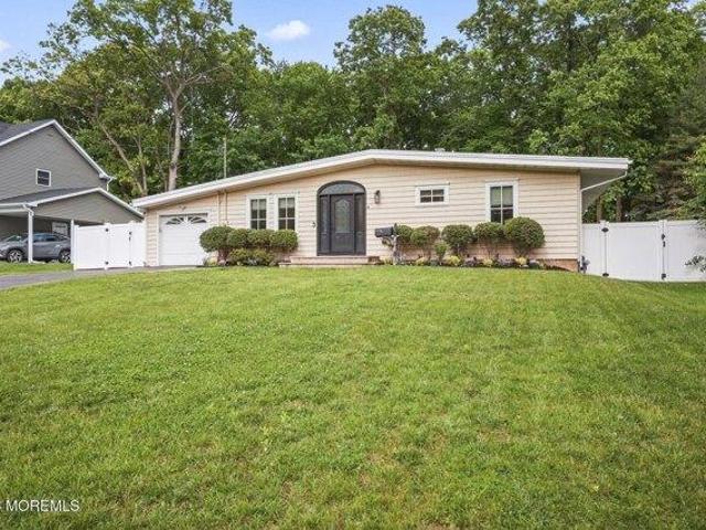 house with 3 bedroom, Lincroft NJ DS102559517