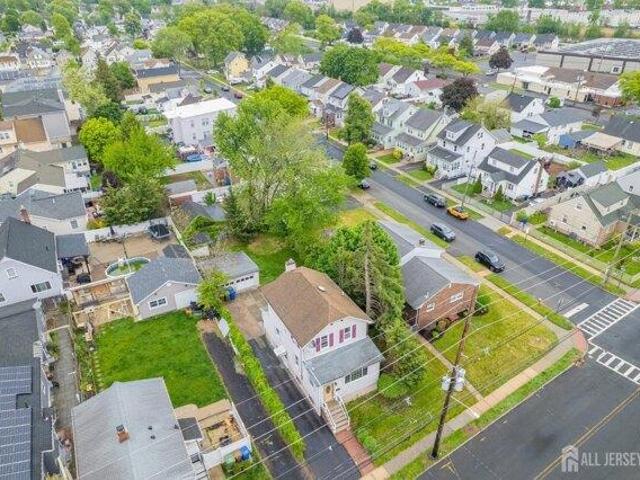 house with 3 bedroom, Linden NJ DLS102442711