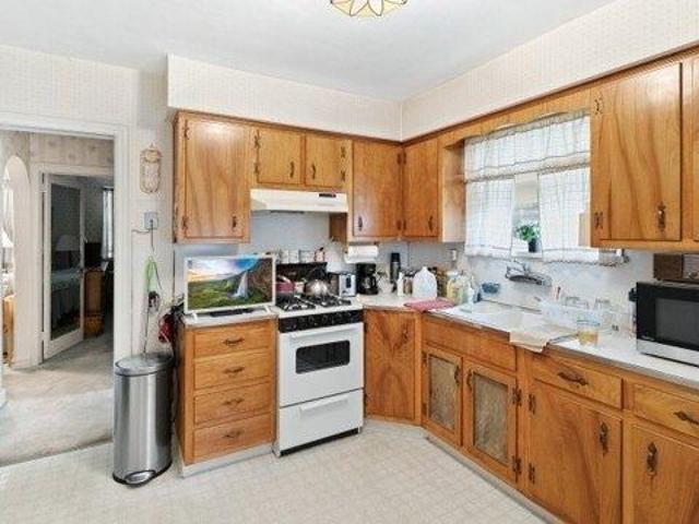 house with 3 bedroom, Linden NJ DLS102528976