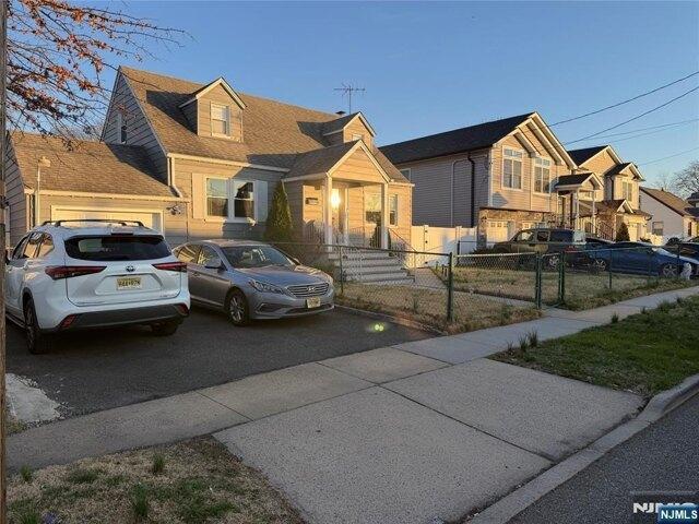 house with 3 bedroom, Linden NJ DS102561185
