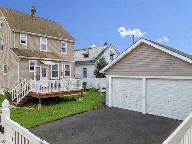 house with 3 bedroom, Linden NJ DS102563253