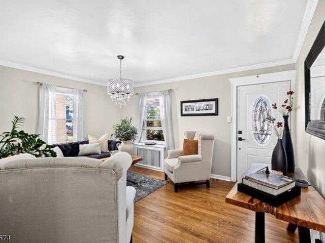 house with 3 bedroom, Linden NJ DS103664608