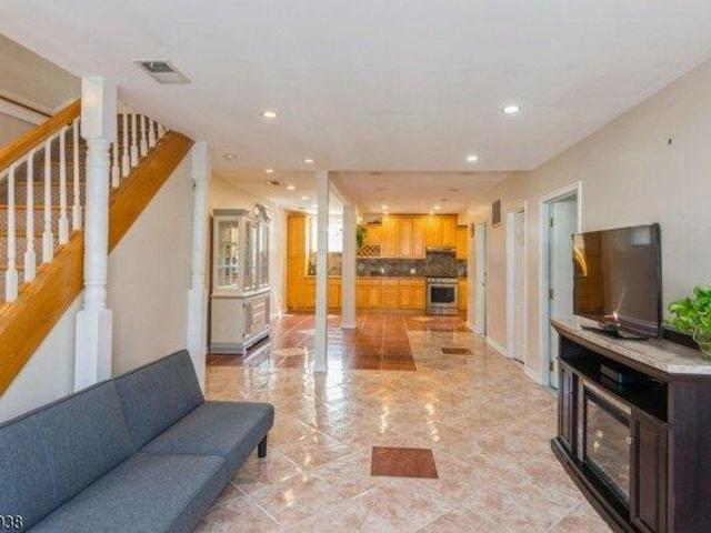 house with 3 bedroom, Linden NJ DS104262491