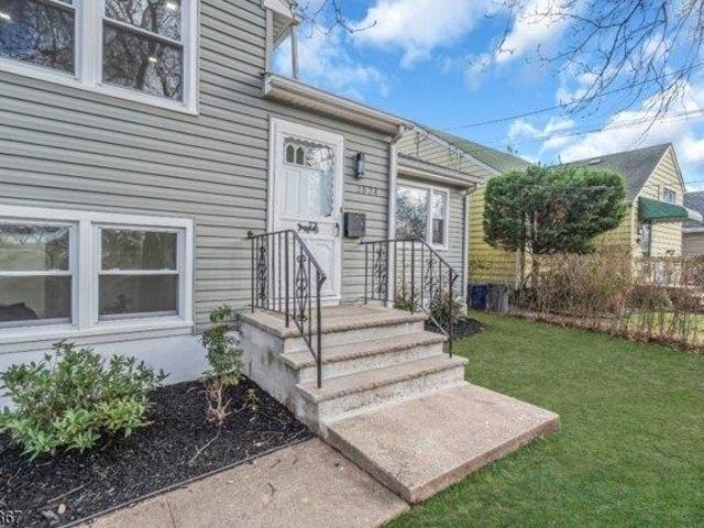 house with 3 bedroom, Linden NJ ES104908607