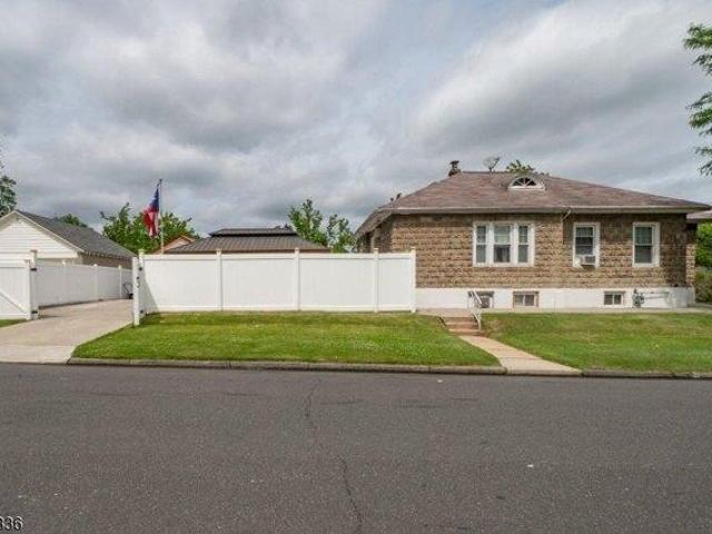 house with 3 bedroom, Linden NJ ES104190769