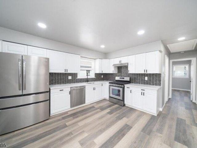 house with 3 bedroom, Linden NJ ES105140381
