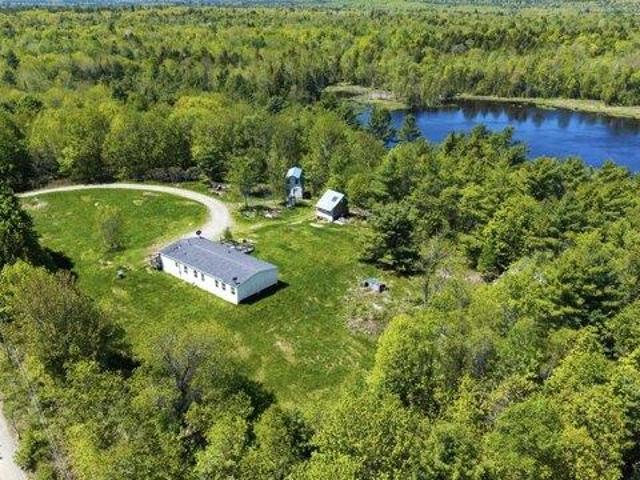 house with 3 bedroom, Liberty ME ES104193002