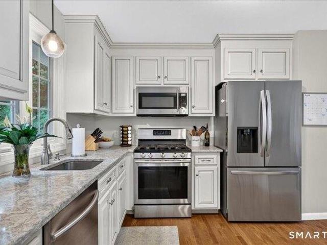 house with 3 bedroom, Lisbon CT ES105144228