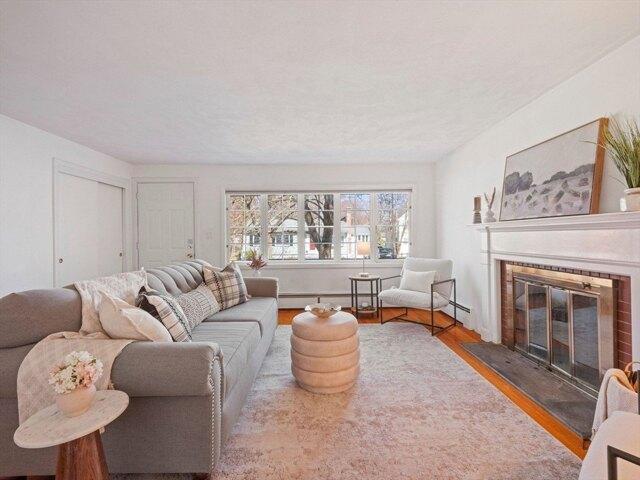 house with 3 bedroom, Littleton MA DLS101746895