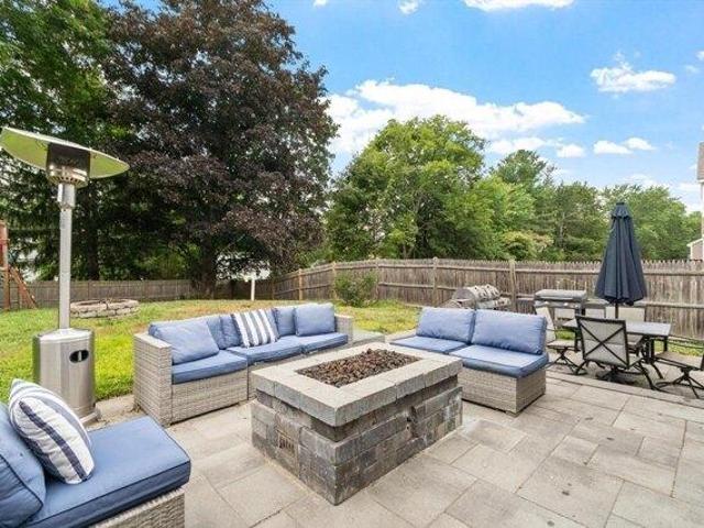 house with 3 bedroom, Littleton MA ES105040859