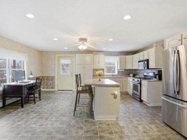 house with 3 bedroom, Littleton MA ES105041177