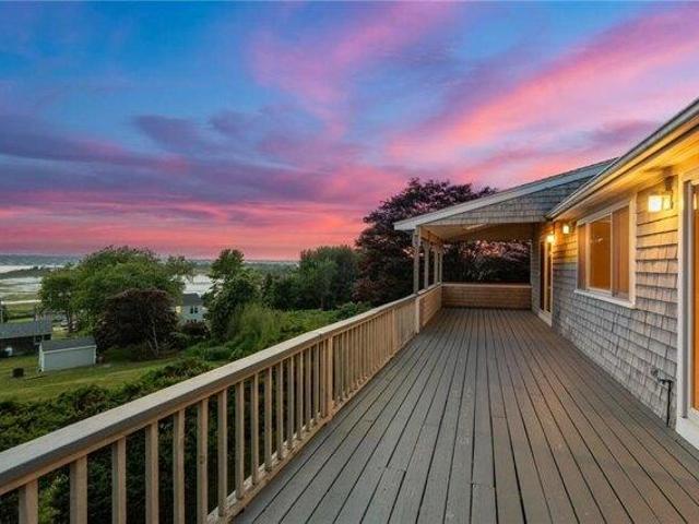 house with 3 bedroom, Little Compton RI ES103620122