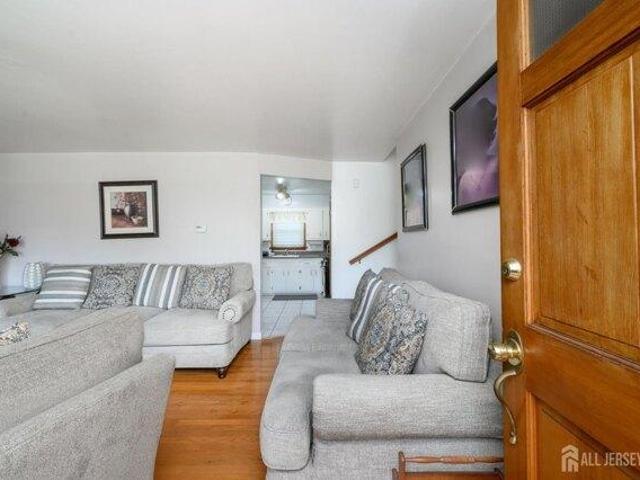 house with 3 bedroom, Little Ferry NJ ES105124025
