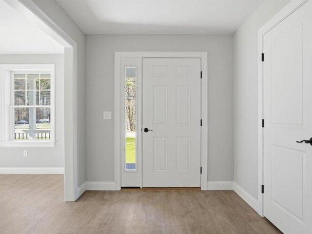 house with 3 bedroom, Litchfield NH ES104113454