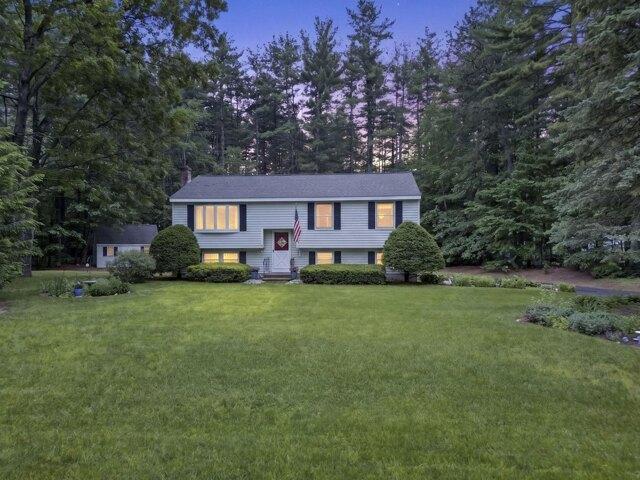 house with 3 bedroom, Litchfield NH ES104265138