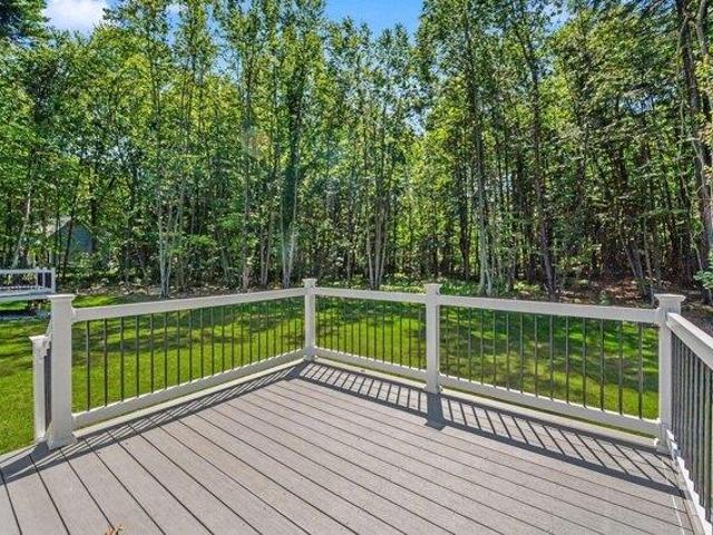 house with 3 bedroom, Litchfield NH ES105144674