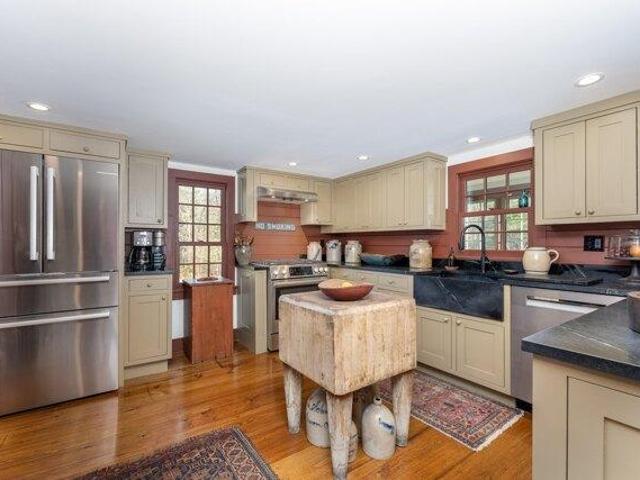 house with 3 bedroom, Litchfield CT DLS102442530