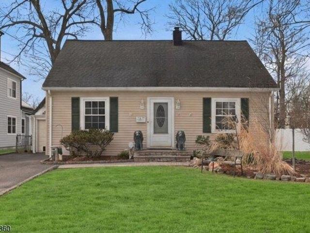 house with 3 bedroom, Livingston NJ DLS101998550