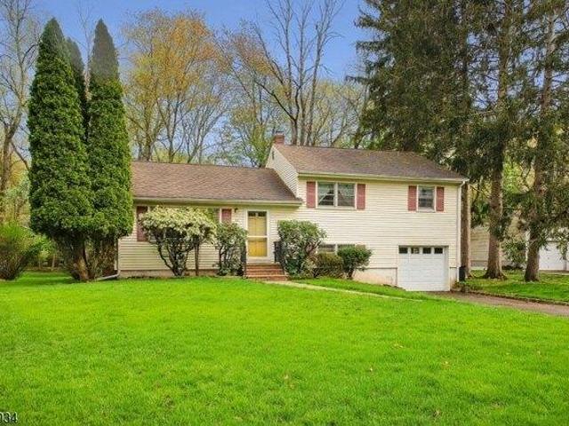 house with 3 bedroom, Livingston NJ DLS103071189