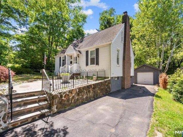house with 3 bedroom, Livingston NJ DS104148982