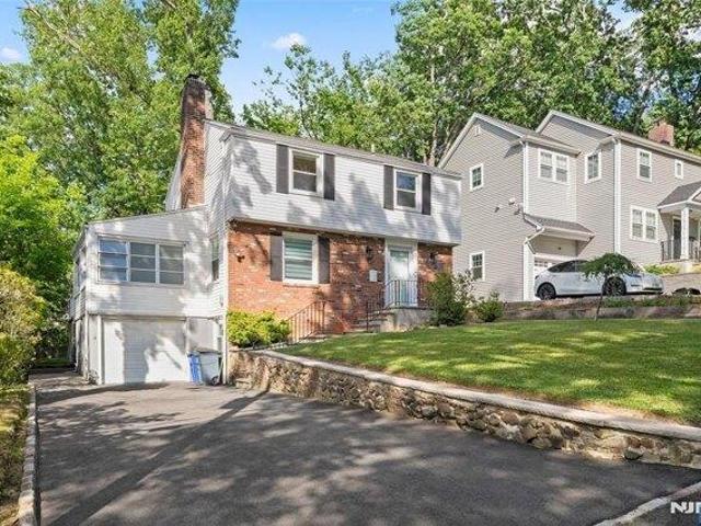 house with 3 bedroom, Livingston NJ DS104150155