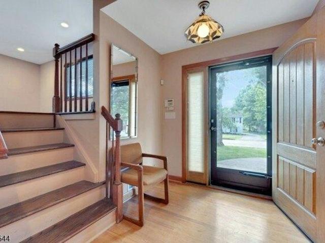 house with 3 bedroom, Livingston NJ ES104189350