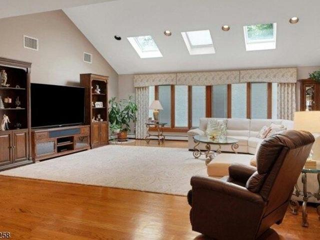 house with 3 bedroom, Livingston NJ ES104480838