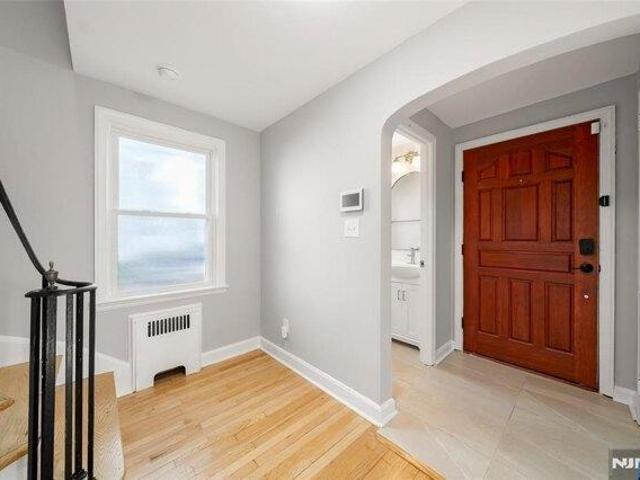 house with 3 bedroom, Livingston NJ ES104834946