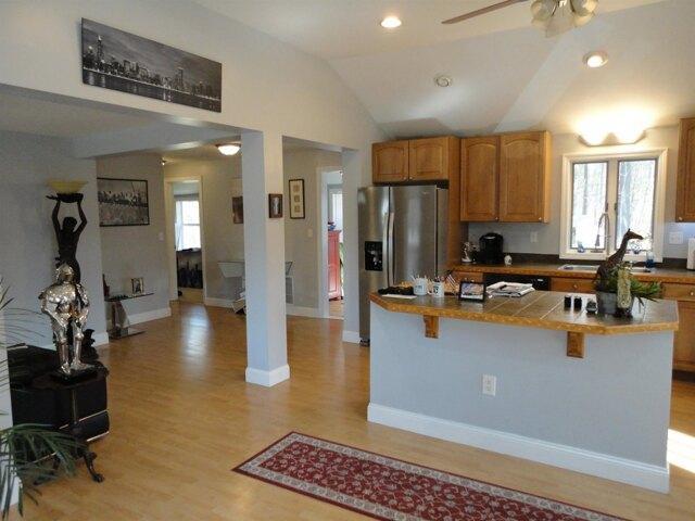 house with 3 bedroom, Londonderry NH DLS101627933