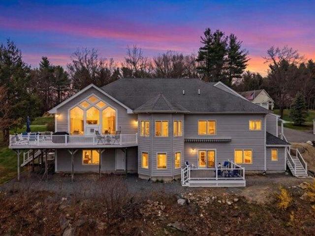 house with 3 bedroom, Londonderry NH DLS102727494