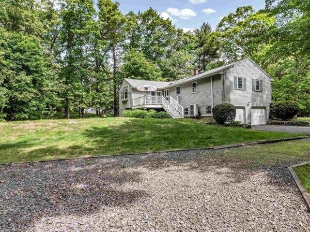 house with 3 bedroom, Londonderry NH DS103018839