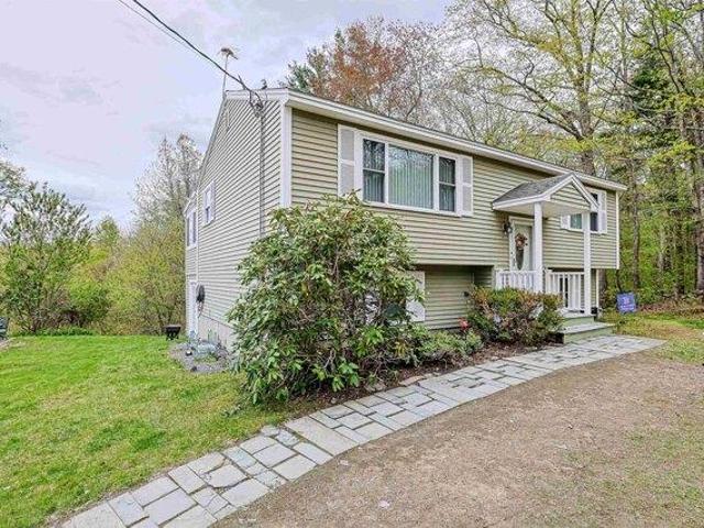 house with 3 bedroom, Londonderry NH DS104011304