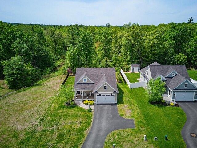 house with 3 bedroom, Londonderry NH ES103432025