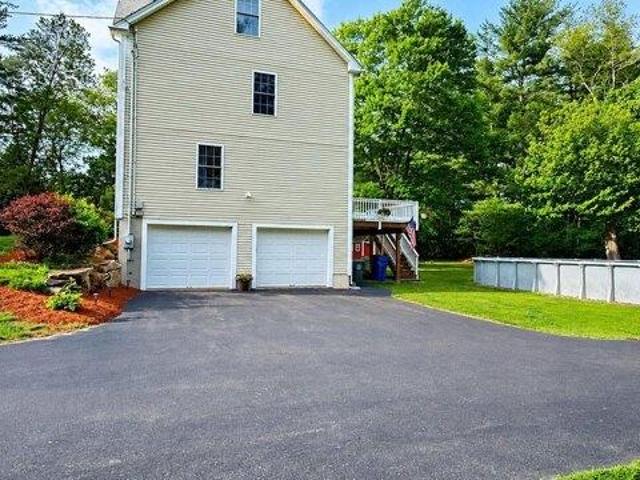 house with 3 bedroom, Londonderry NH ES103851033