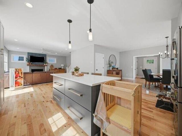 house with 3 bedroom, Londonderry NH ES104608498