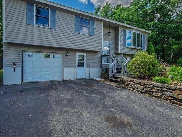 house with 3 bedroom, Londonderry NH ES105092242