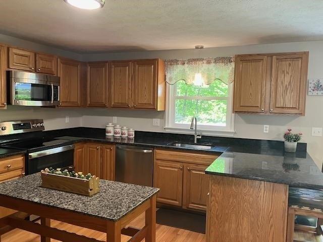 house with 3 bedroom, Londonderry NH ES105093682