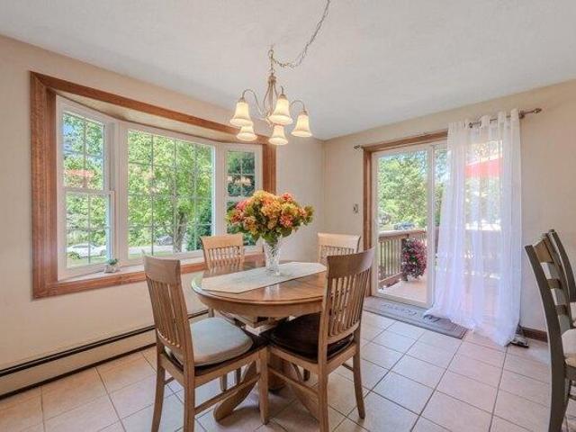house with 3 bedroom, Londonderry NH ES105115863