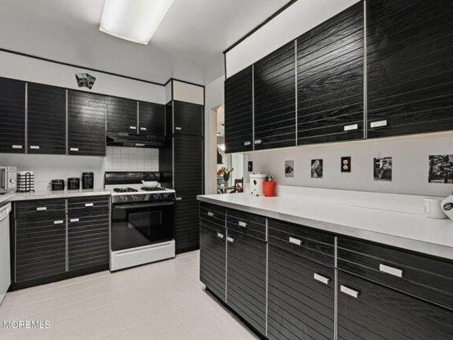 house with 3 bedroom, Long Branch NJ DLS102828644
