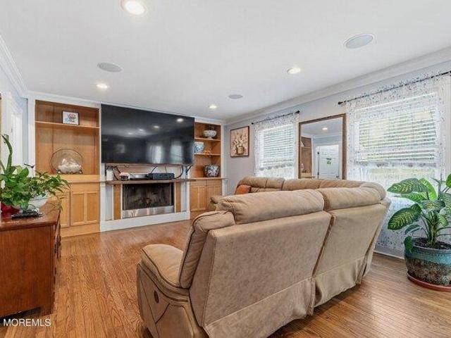 house with 3 bedroom, Long Branch NJ DS104444636