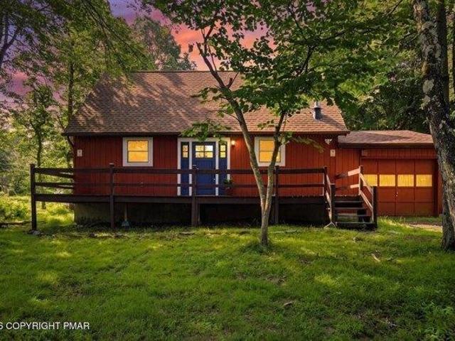 house with 3 bedroom, Long Pond PA ES104903261