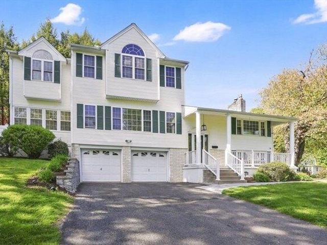 house with 3 bedroom, Longmeadow MA DLS102962379