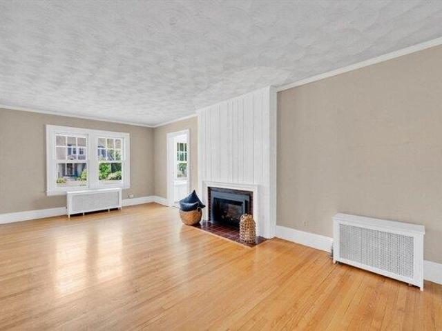 house with 3 bedroom, Longmeadow MA DS103443607