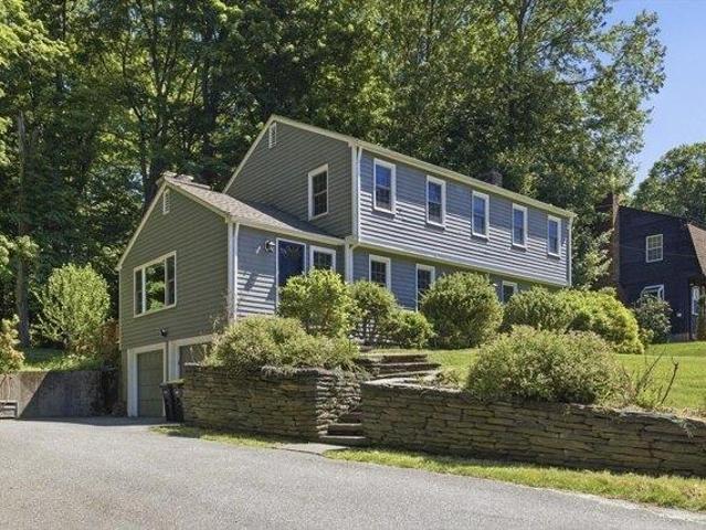 house with 3 bedroom, Longmeadow MA DS103709727