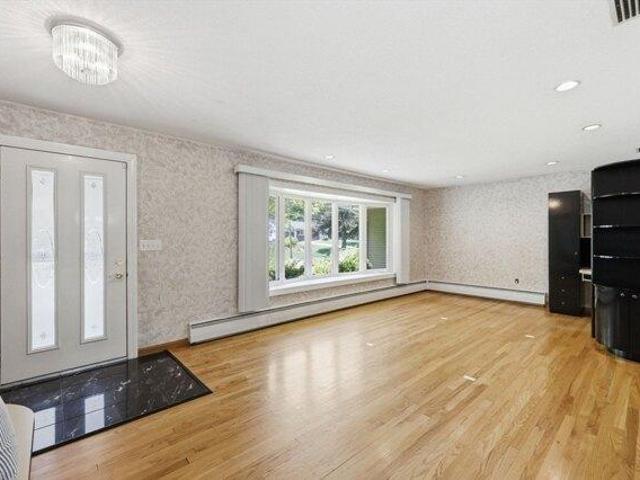 house with 3 bedroom, Longmeadow MA ES104266595