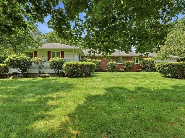 house with 3 bedroom, Longmeadow MA ES105107841