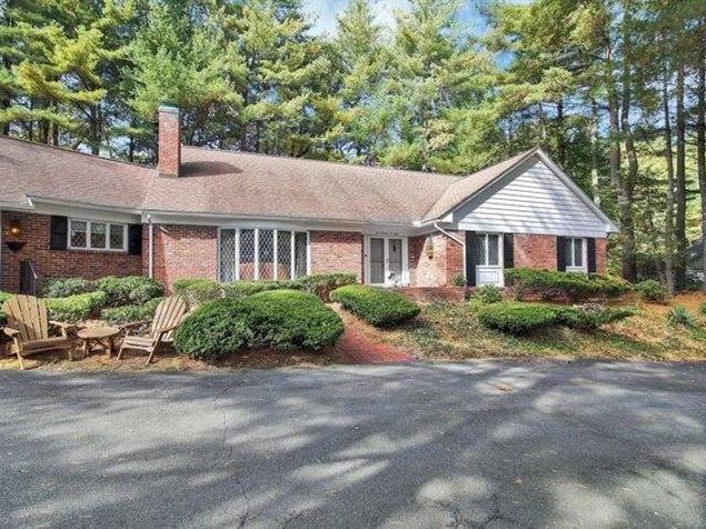 house with 3 bedroom, Longmeadow MA ES105108727