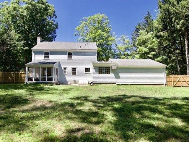 house with 3 bedroom, Longmeadow MA ES105116406