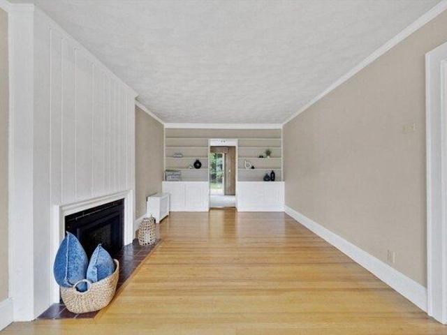 house with 3 bedroom, Longmeadow MA ES103443607
