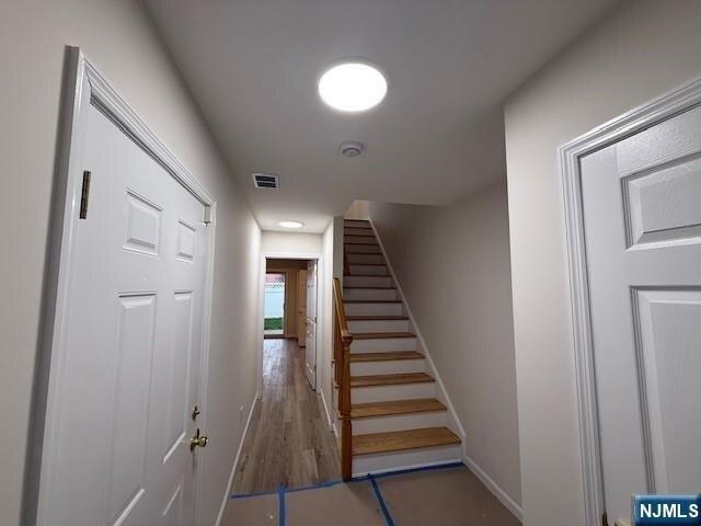 house with 3 bedroom, Lodi NJ DLS102529184